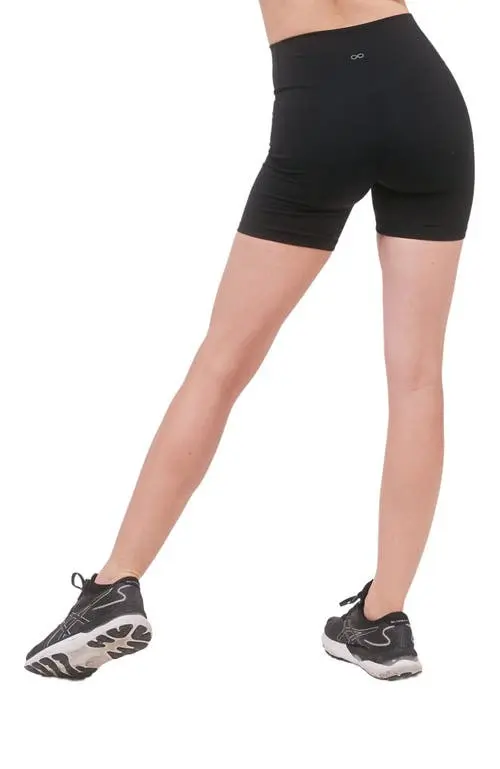 REBODY Hybrid High-waisted Shorts - Metropolis Black