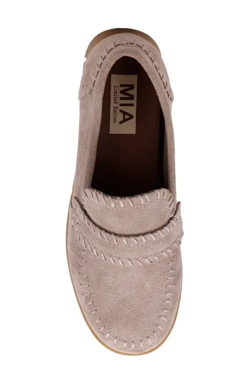 Mia Natalee Loafer - Stone