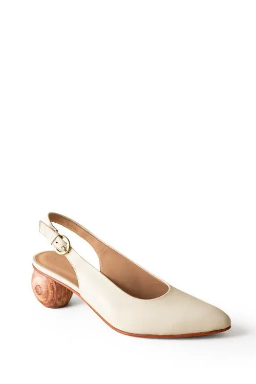 HUMA BLANCO Canela Slingback Pumps - Bone