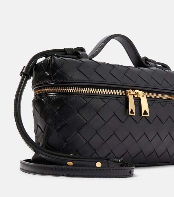Bottega Veneta Intrecciato Leather Tote Bag - Black