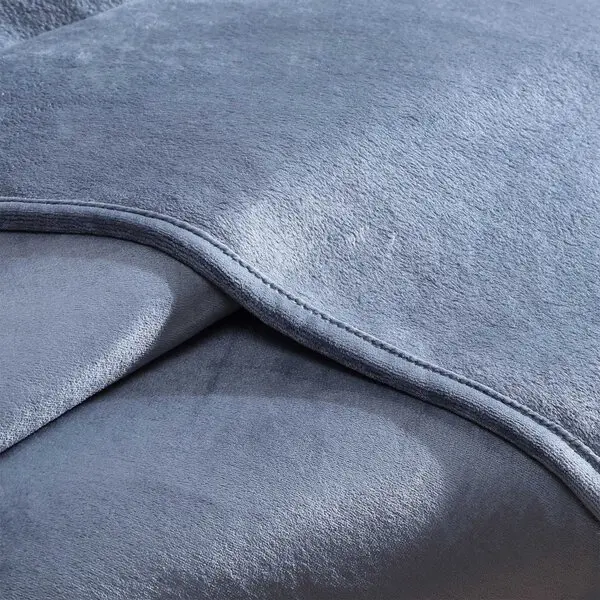 Calvin Klein Core Plush Solid Blanket