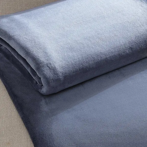 Calvin Klein Core Plush Solid Blanket