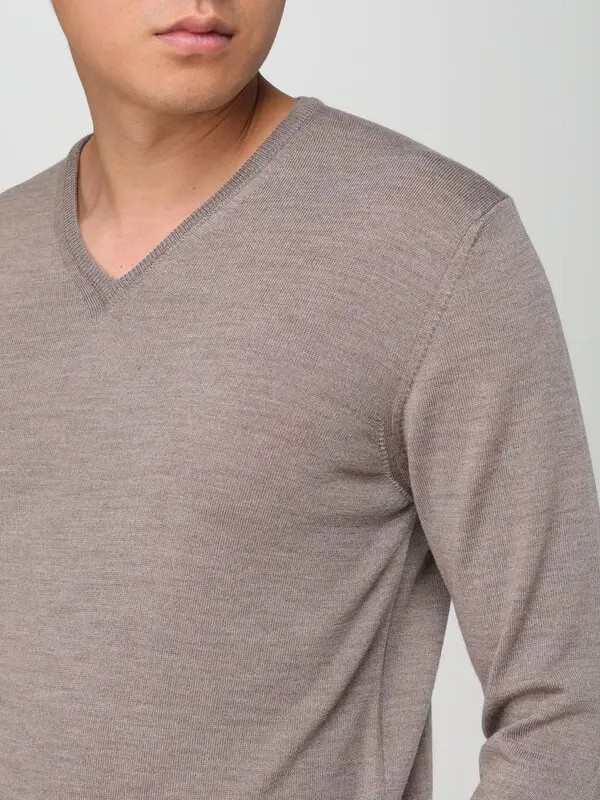 XC V-neck Sweater - Beige