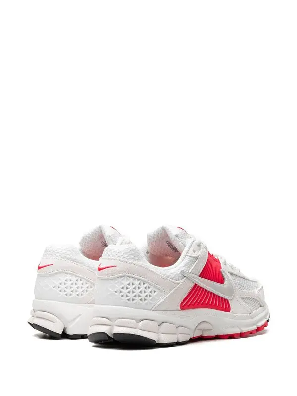 Nike Zoom Vomero Sneakers
