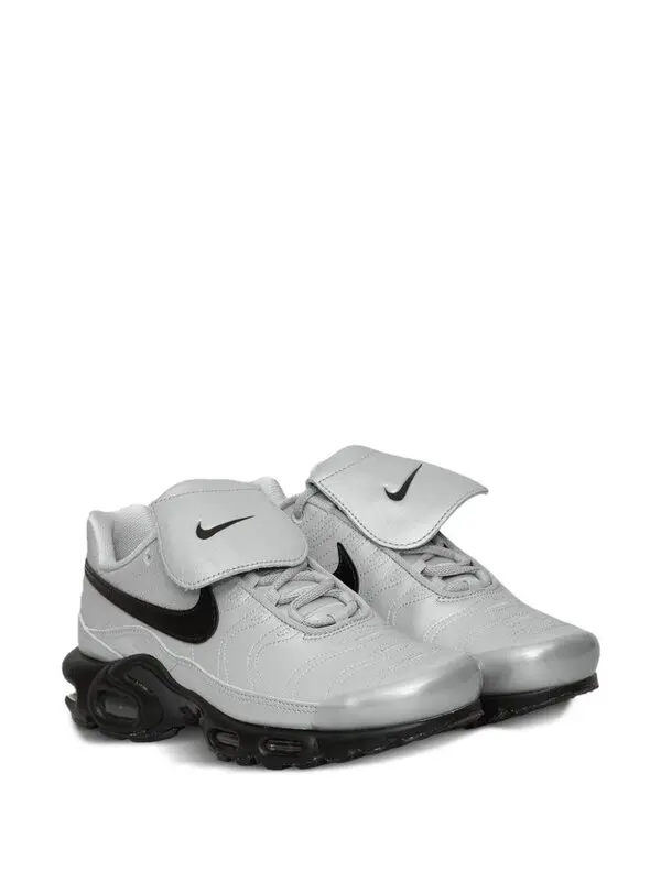 Nike Air Max Plus Wolf Sneakers - Grey