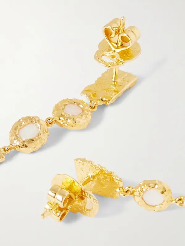 Pacharee Moss Deco -plated Pearl Earrings