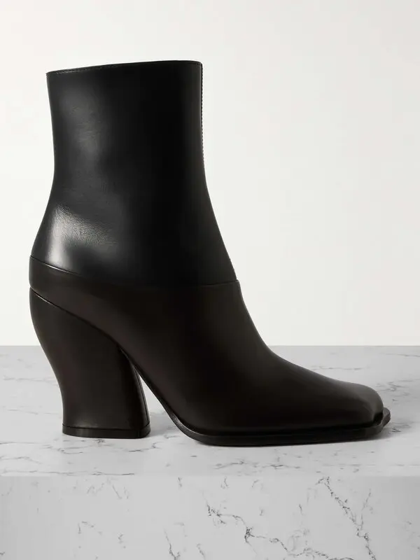 Loewe Onda Leather Ankle Boots