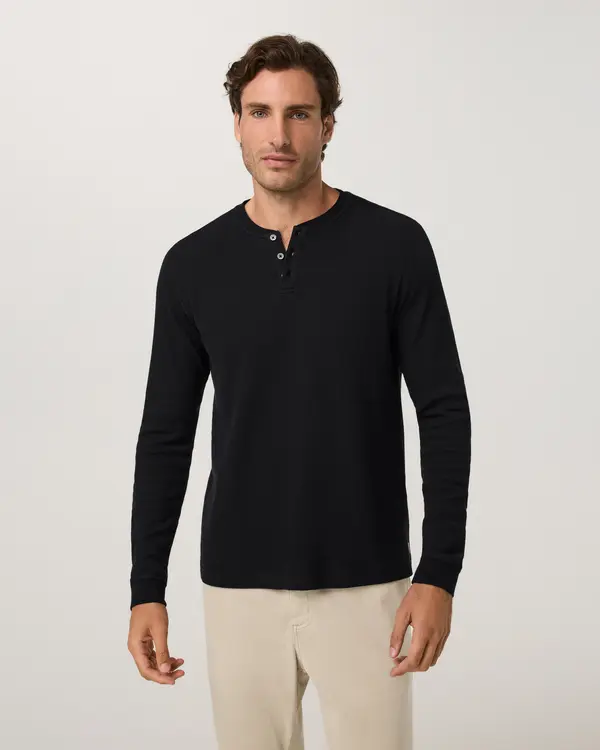 Vuori Waffle Henley - Black