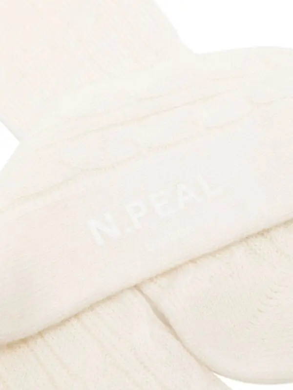 N.peal Cable-knit Cashmere Socks - Neutrals