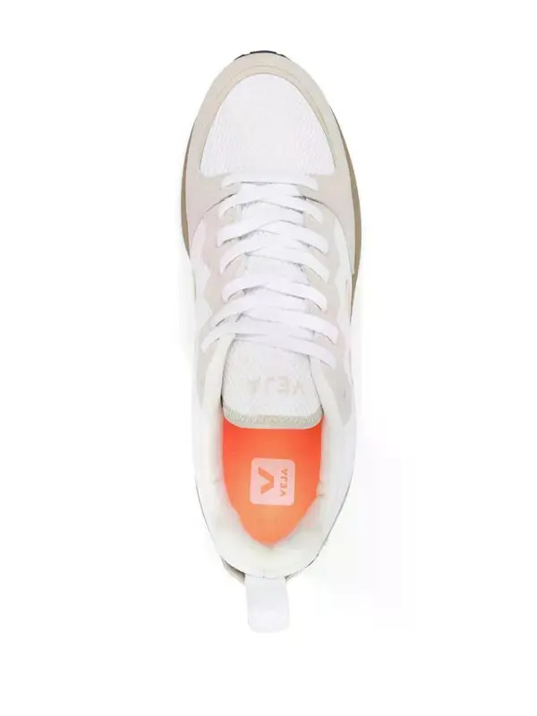 VEJA Venturi 2 Sneakers - White