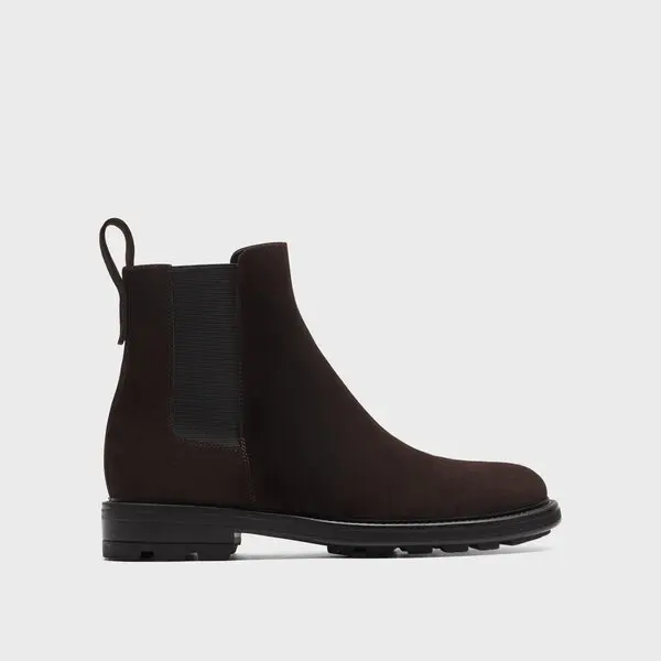 Theory Chelsea Boots In Calf Suede