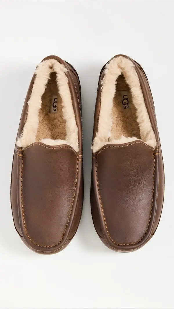 UGG Ascot Leather Slippers - Tan