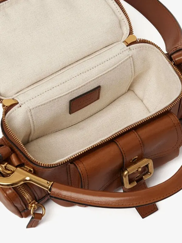 Chloé Small Leather Bag With Multipocket Detail