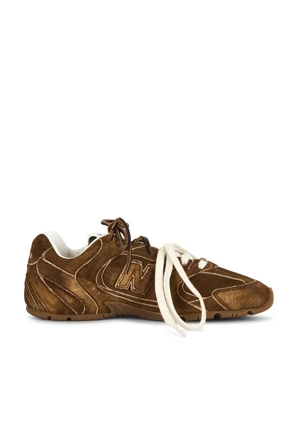 Miu Miu X New Balance "530" Lace-up Sneakers - Cannella