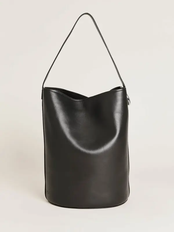 REFORMATION Seleena Bucket Bag - Black