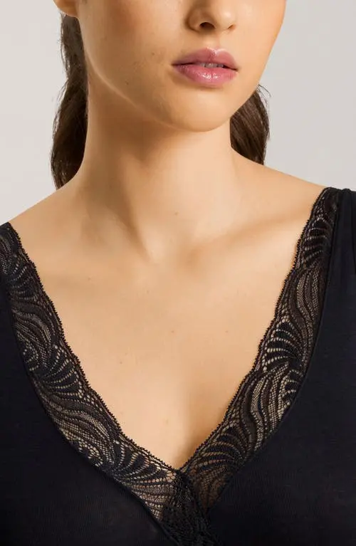 Hanro Cotton Delight Wireless Lace Trim Soft Cup Bra - Black