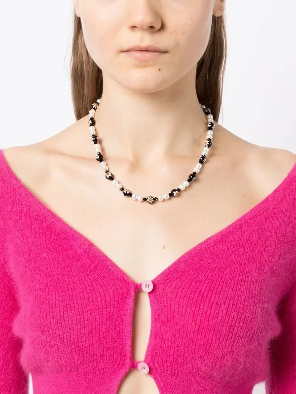 A SINNER IN PEARLS Pearl And Daisy Necklace
