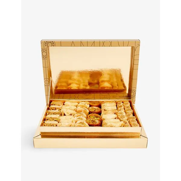 SWEETLAND London Baklava Premium Selection Box 850g