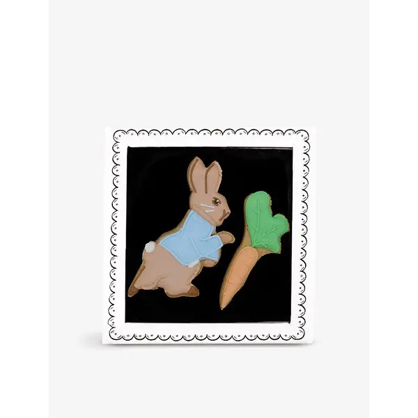 BISCUITEERS Peter Rabbit Letterbox Biscuits 15g