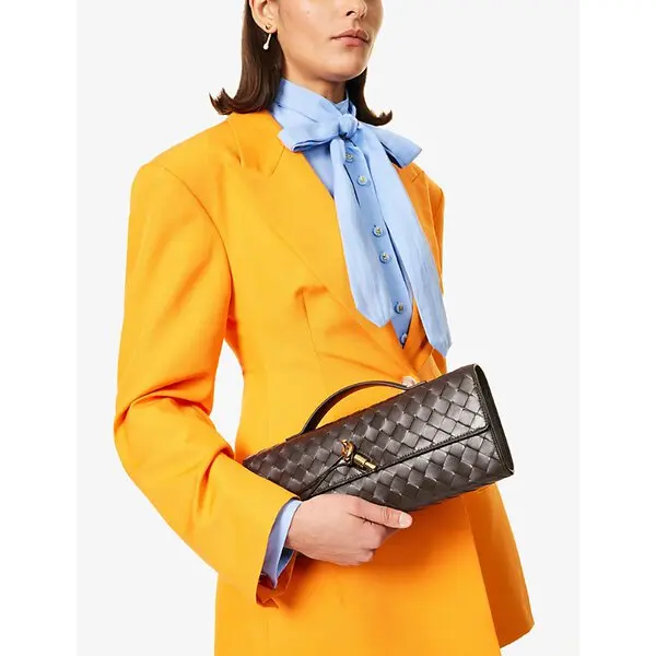 Bottega Veneta Andiamo Leather Clutch - Fondant-m Brass