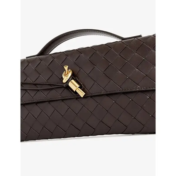 Bottega Veneta Andiamo Leather Clutch - Fondant-m Brass