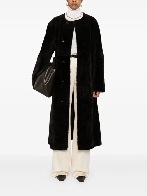 TOTEME Soft Shearling Coat