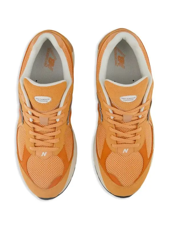 NEW BALANCE 2002r Sneakers - Orange