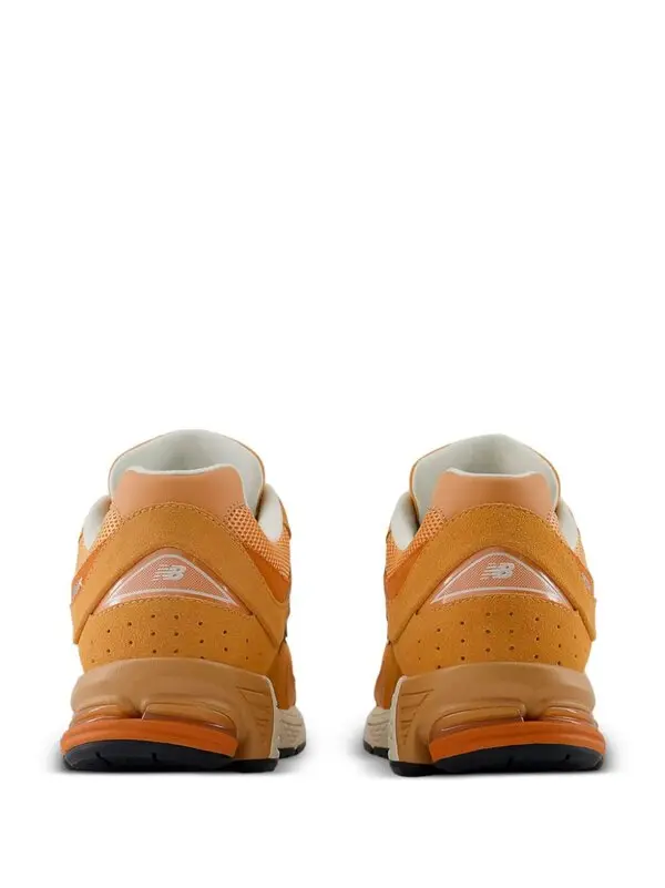 NEW BALANCE 2002r Sneakers - Orange