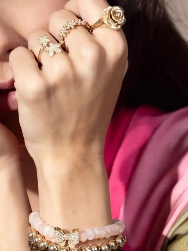 SYDNEY EVAN 14kt Yellow Diamond Daisy Eternity Ring