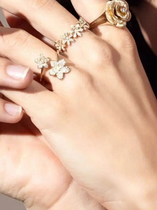 SYDNEY EVAN 14kt Yellow Diamond Daisy Eternity Ring