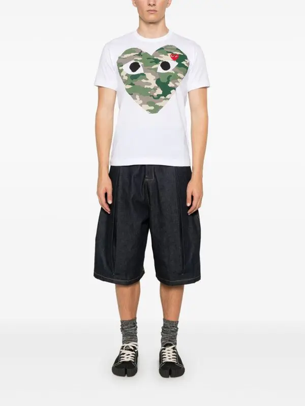 Play Comme Des Garcon Camouflage Heart-print T-shirt