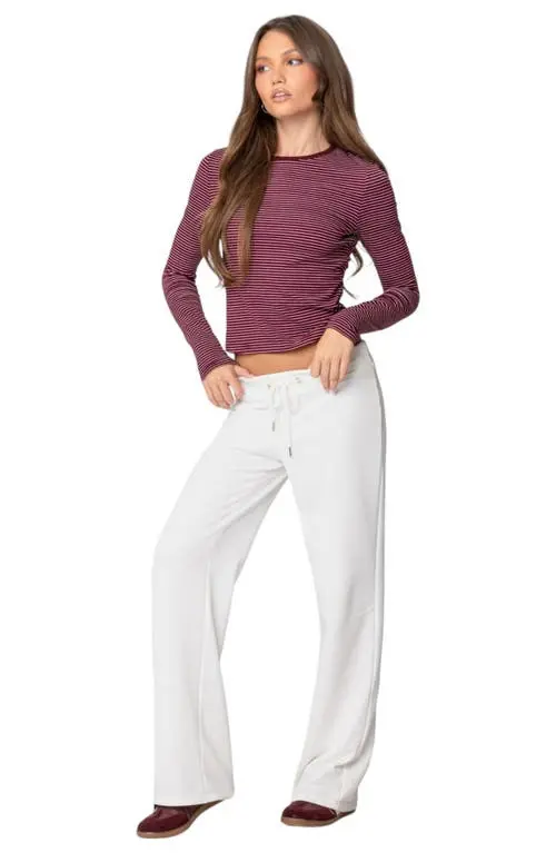 EDIKTED Brianna Stripe Stretch Cotton T-shirt - Burgundy