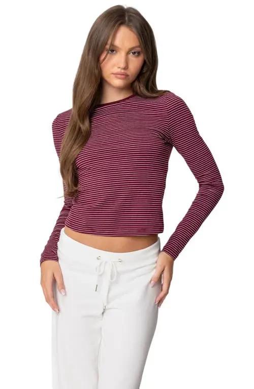 EDIKTED Brianna Stripe Stretch Cotton T-shirt - Burgundy
