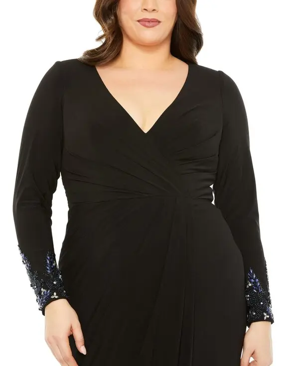 Green Long Crystal Detail Sleeve V Neck Gown - Mac Duggal US 14W