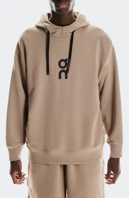 On Club Oversize Organic Cotton Blend Hoodie - Desert