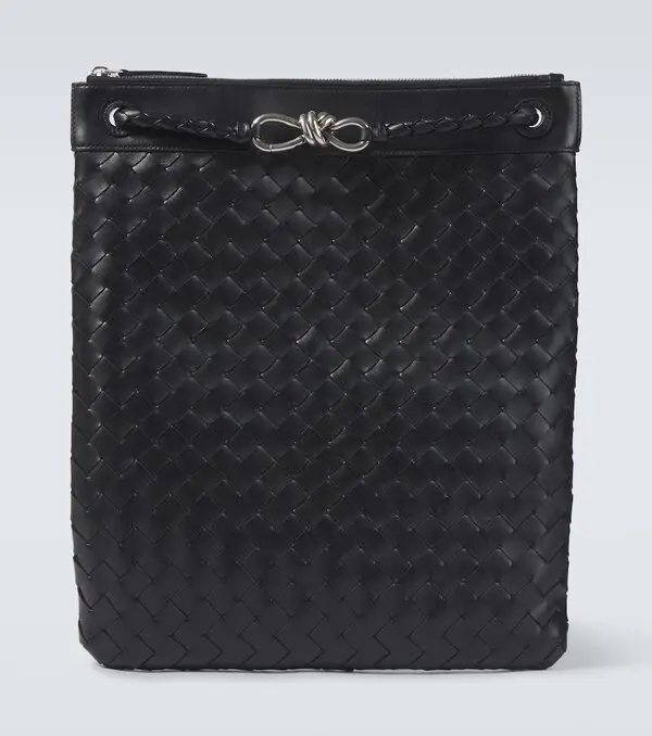 Bottega Veneta Flat Andiamo Intrecciato Leather Messenger Bag - Black
