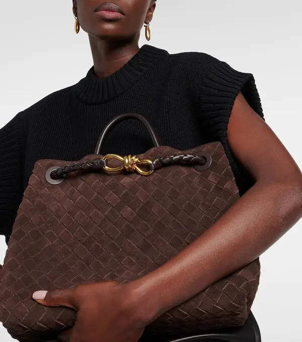 Bottega Veneta Andiamo Medium Tote Bag - Brown