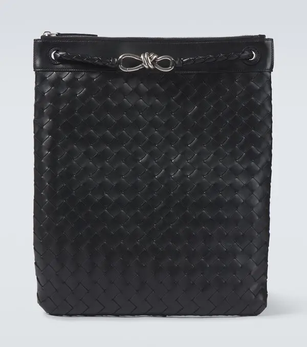 Bottega Veneta Andiamo Intrecciato Leather Messenger Bag - Black