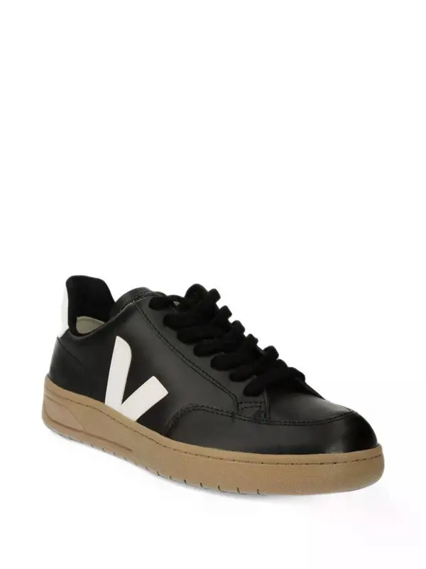 VEJA V-12 Low-top Sneakers - Black