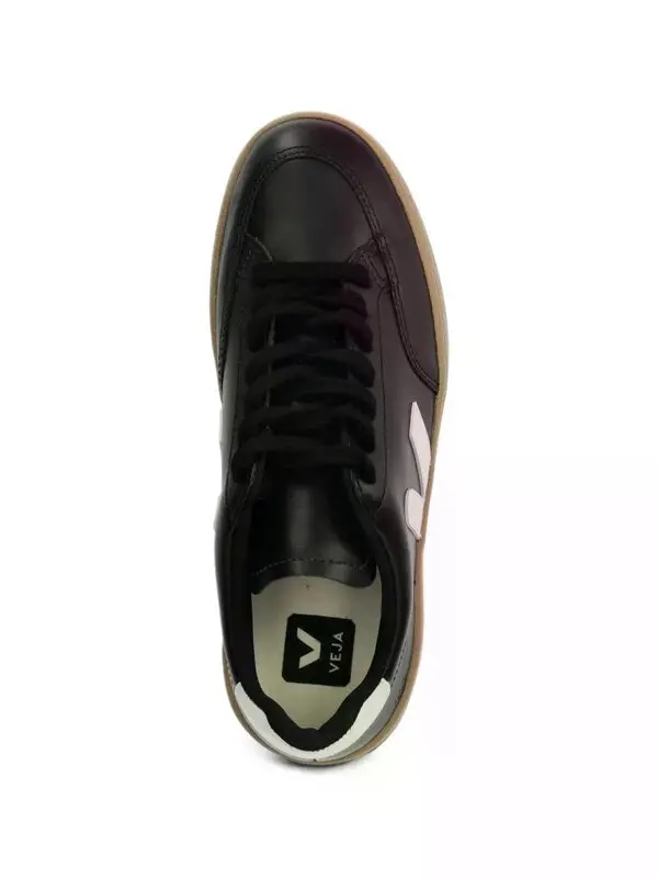 VEJA V-12 Low-top Sneakers - Black