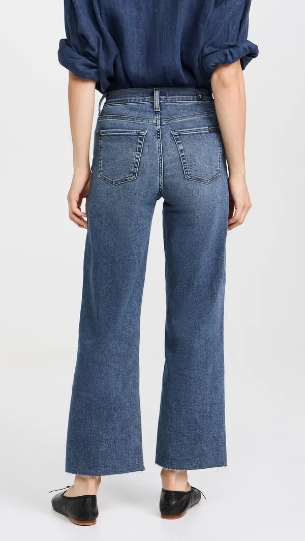7 For All Mankind Cropped Alexa Jeans With Raw Edge Hem