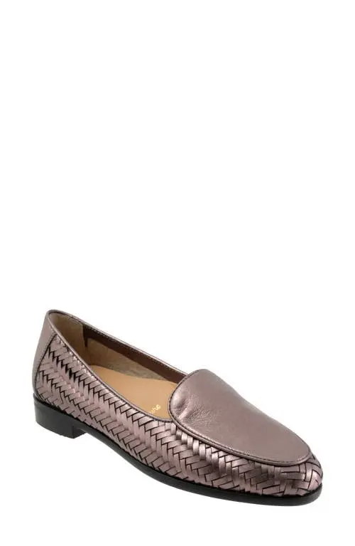 Trotters Lyric Leather Loafer - Rose Pewter