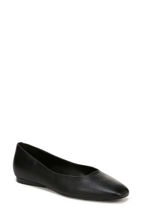 Naturalizer Chelsea Flat