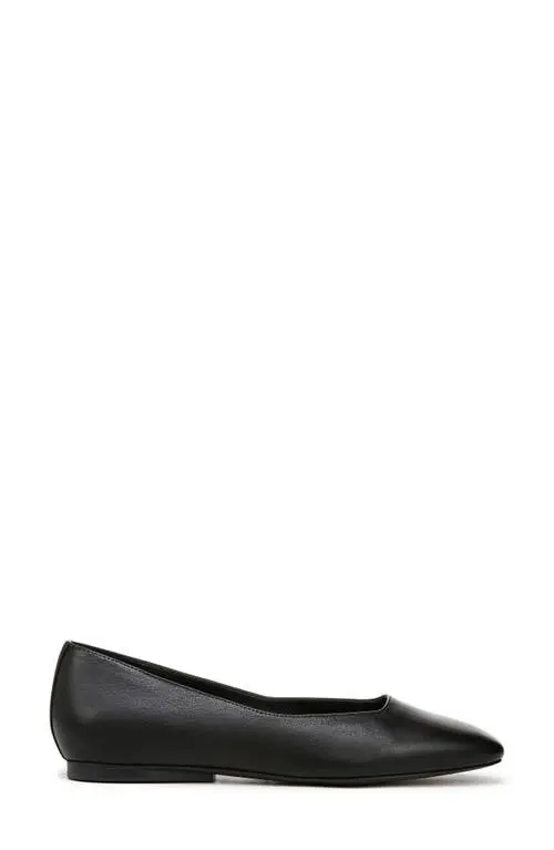 Naturalizer Chelsea Flat