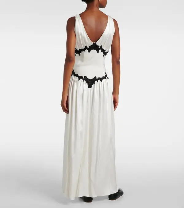 Gabriela Hearst Highland Embroidered Gown - White