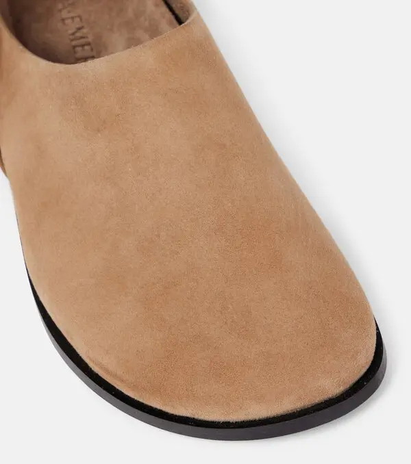 A.emery Suede Clogs - Brown