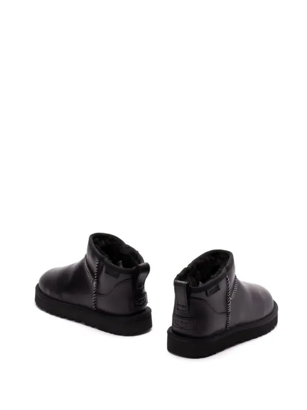 UGG Classic Ultra Boots - Black