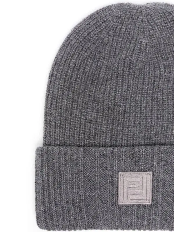 Fendi Ff-motif Beanie - Grey