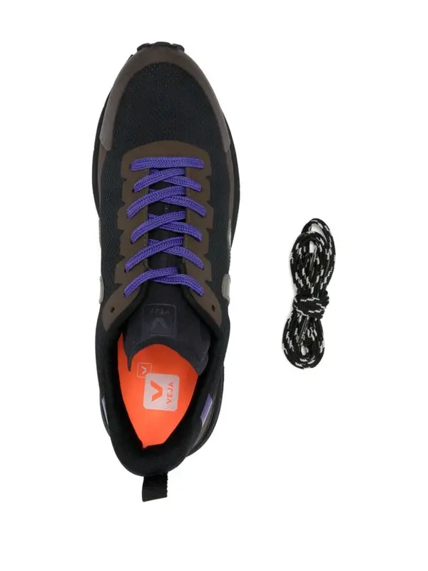 VEJA X Vibram Dekkan Sneakers - Black
