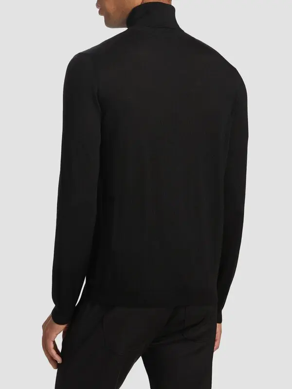 Giorgio Armani Cashmere Turtleneck Sweater